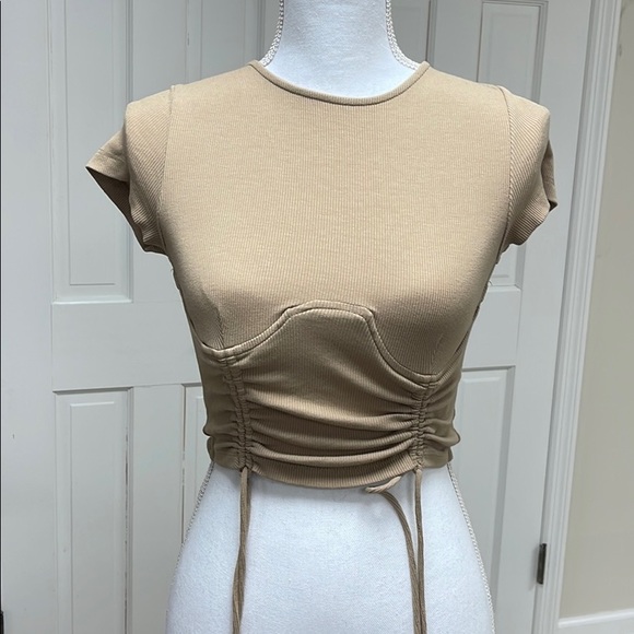 Princess Polly | Tops | Princess Polly Crop Top | Poshmark